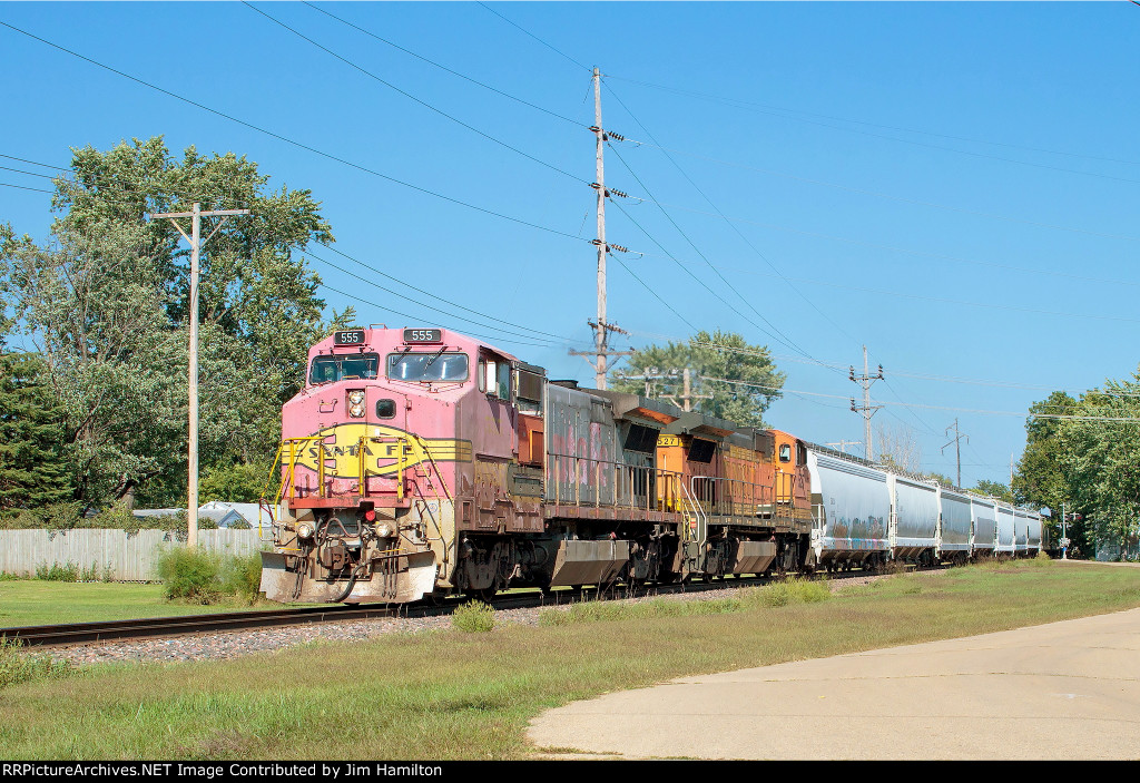 BNSF 555 South
